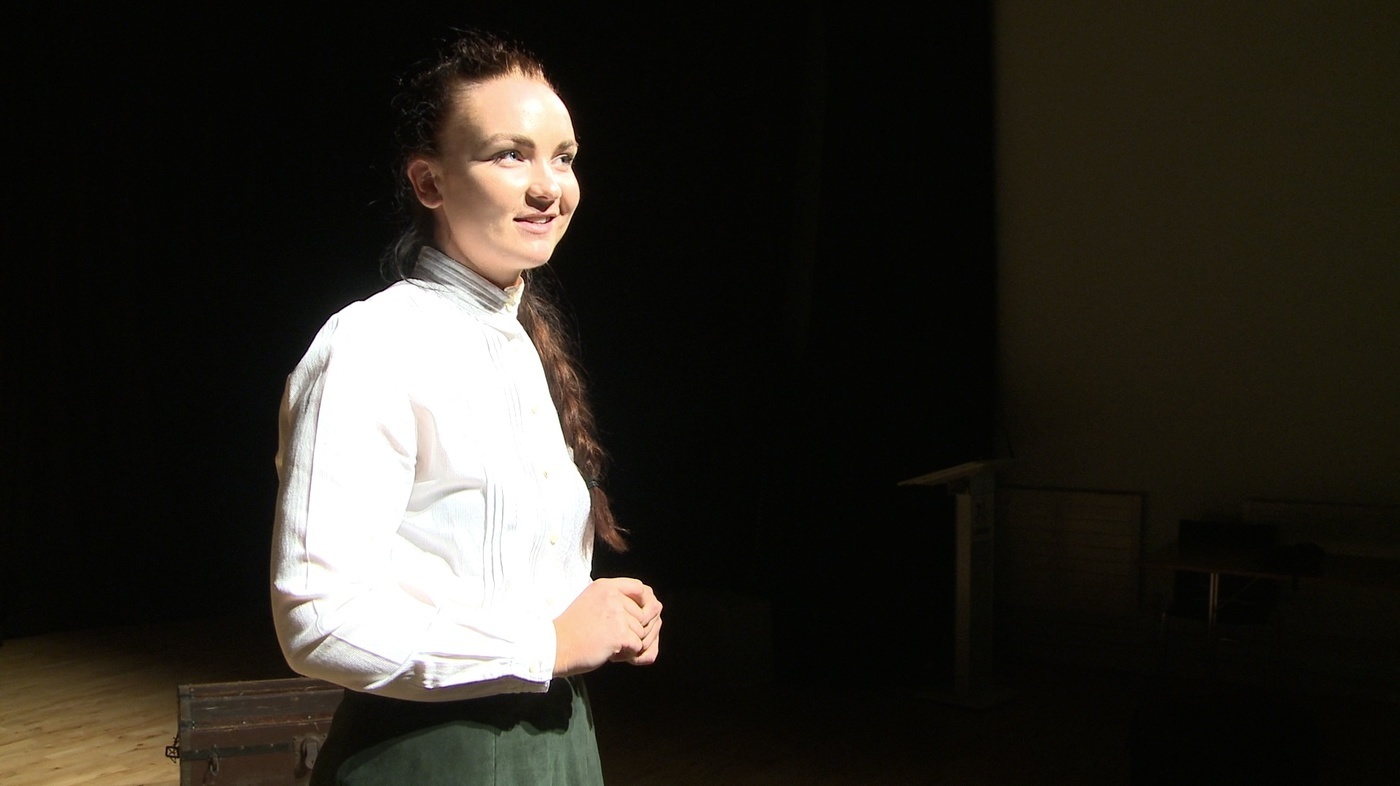 Alice Milligan - scéal réabhlóidí, Eoghanach ar ardán